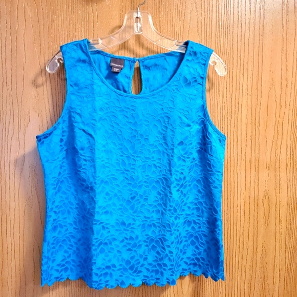 Covington | Tops | Covington Caribbean Blue Sleeveless Scoop Neckline ...
